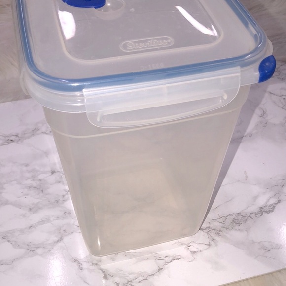Sterilite | Kitchen | Sterilite 38 Liter Plastic Container | Poshmark